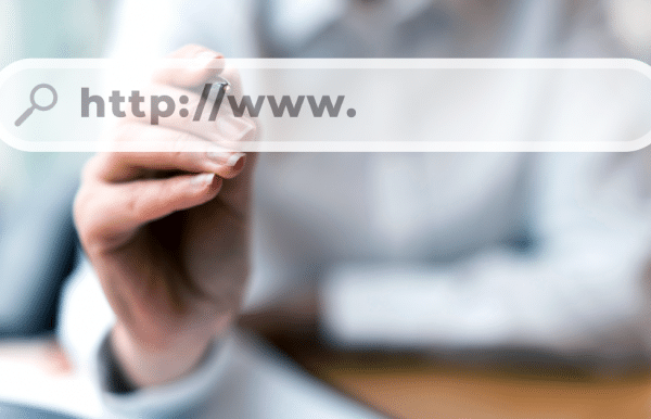 Qué son los parámetros URL y cómo evitar los problemas SEO